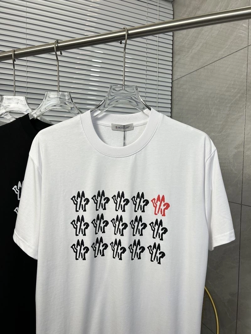 Bargain Moncler T-Shirts