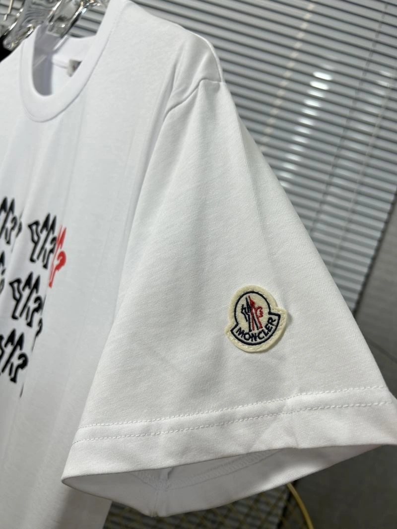 Bargain Moncler T-Shirts