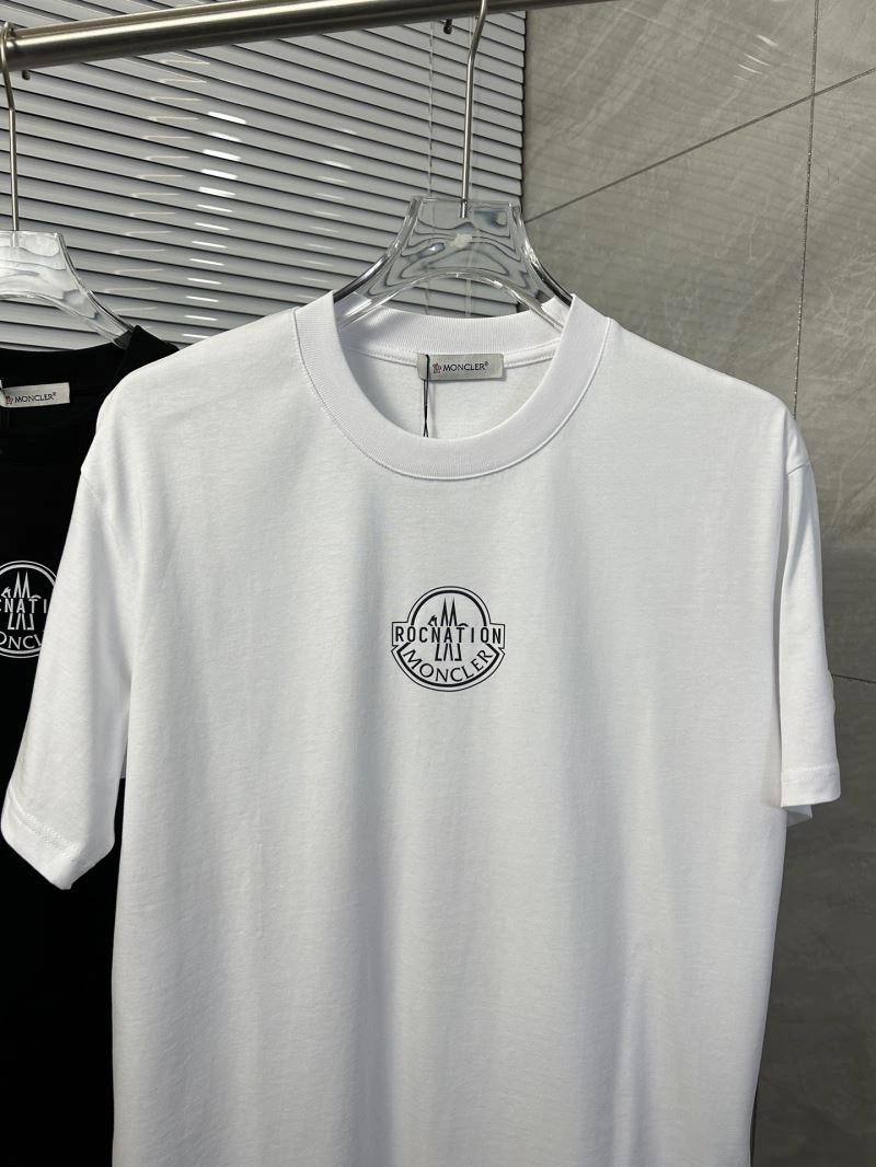 Inexpensive Moncler T-Shirts