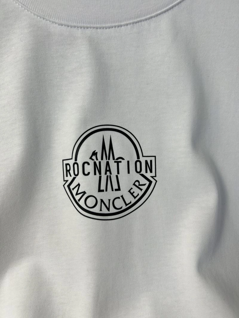 Inexpensive Moncler T-Shirts