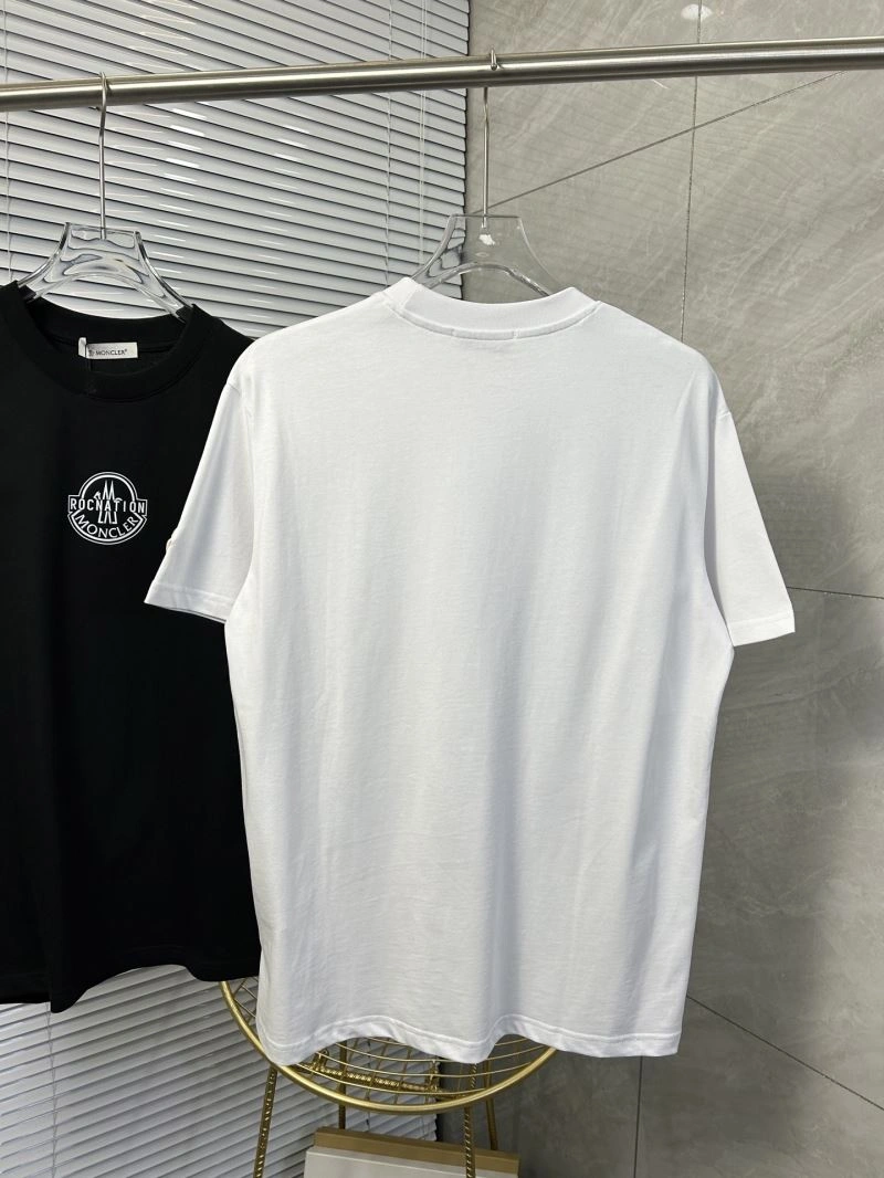 Inexpensive Moncler T-Shirts
