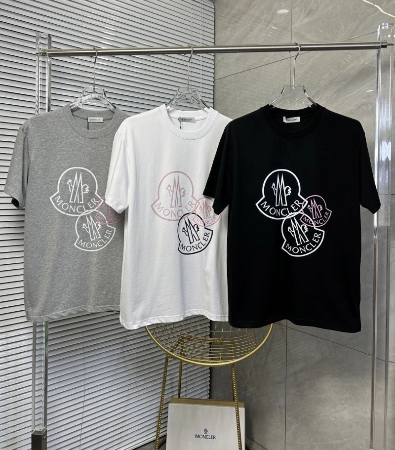 Exact replica Moncler T-Shirts