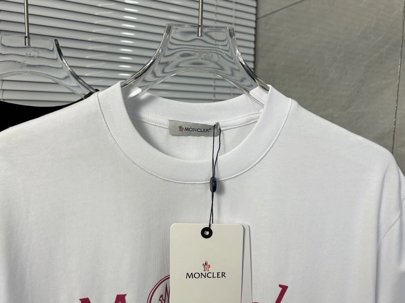 Brand-authenticated Moncler T-Shirts