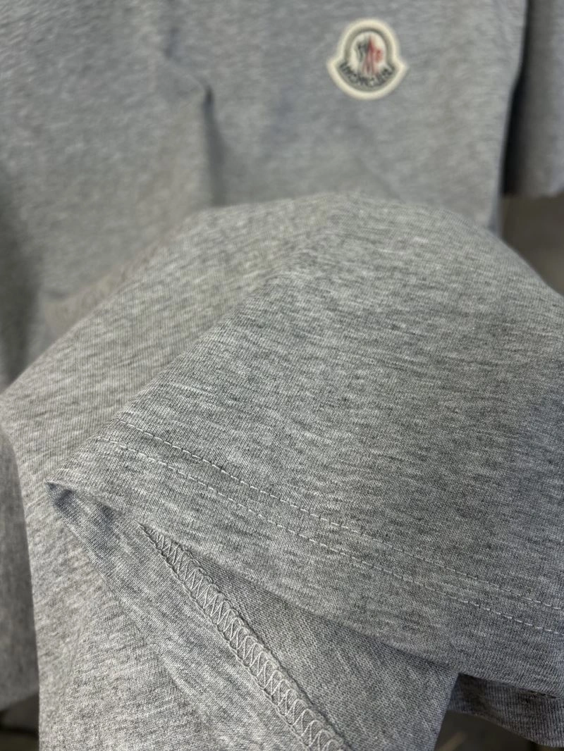 High fidelity Moncler T-Shirts