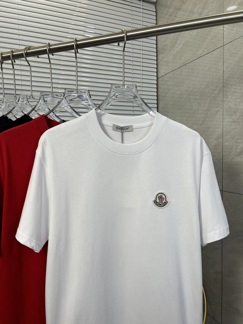 Low-cost Moncler T-Shirts