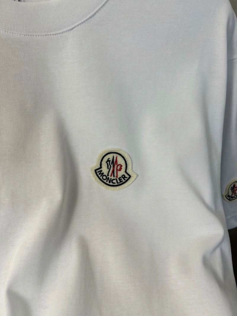 Low-cost Moncler T-Shirts