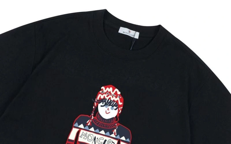 Inexpensive Moncler T-Shirts