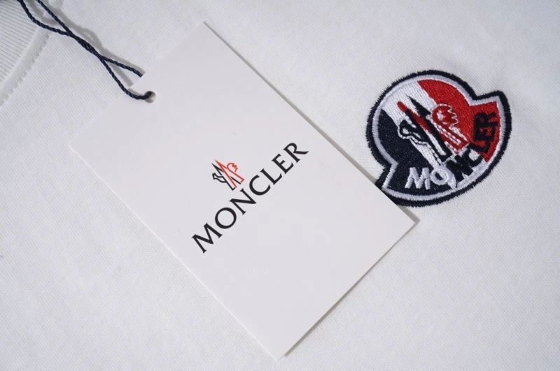 Bargain Moncler T-Shirts