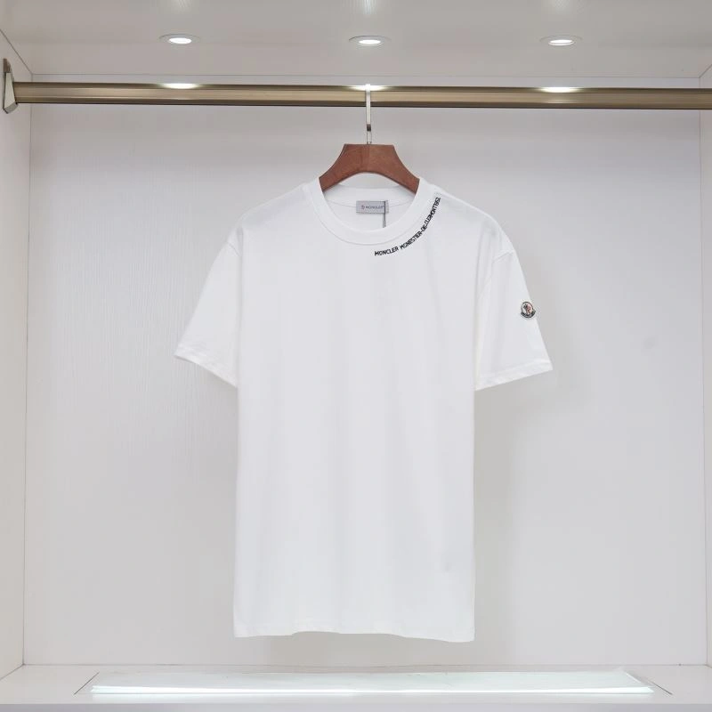Brand-authenticated Moncler T-Shirts
