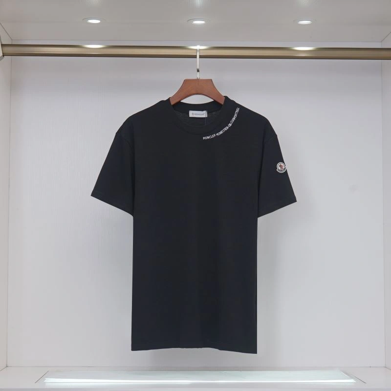 Brand-authenticated Moncler T-Shirts