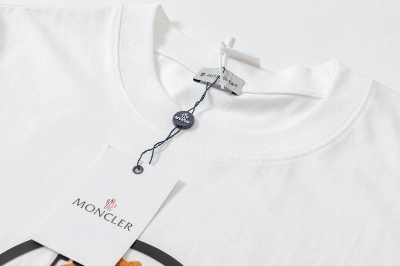 Bargain Moncler T-Shirts