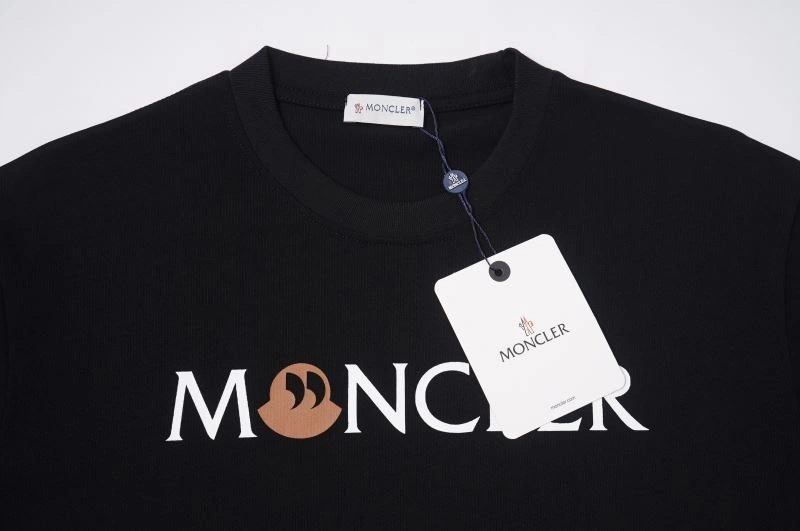 Brand-authenticated Moncler T-Shirts