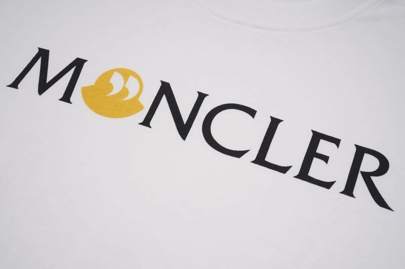Brand-authenticated Moncler T-Shirts