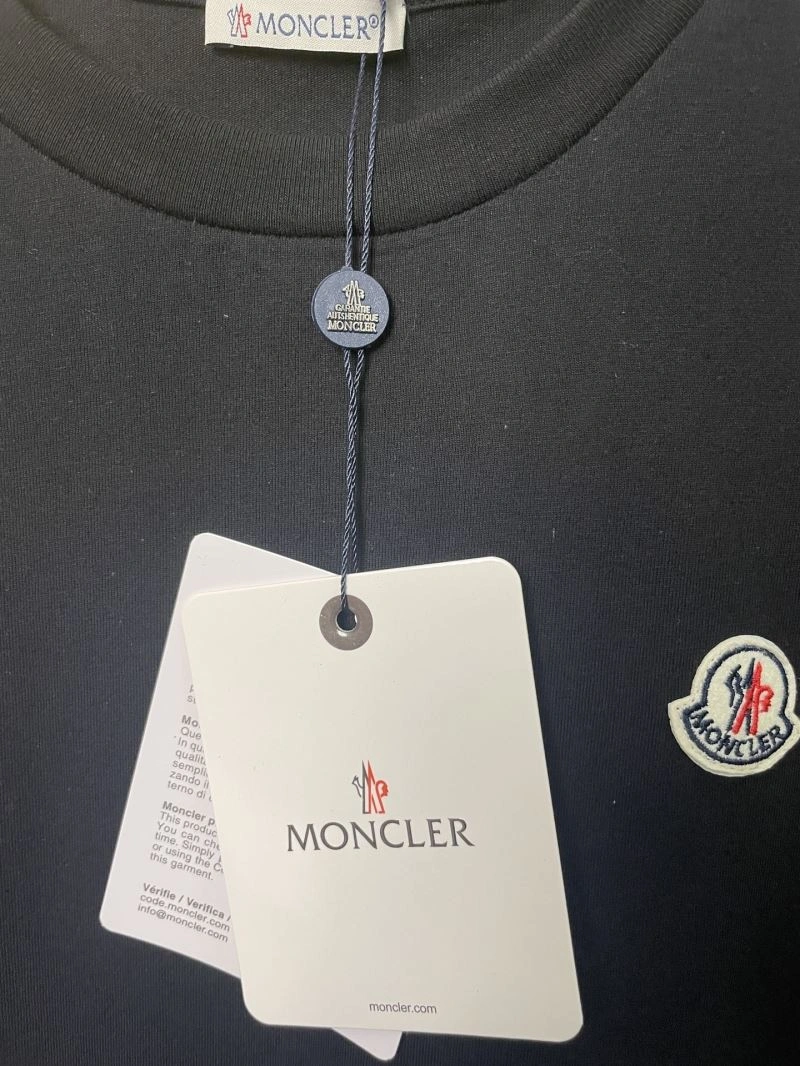 Exact replica Moncler T-Shirts