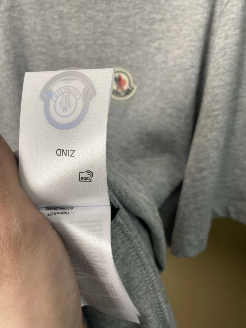 Brand-original Moncler T-Shirts