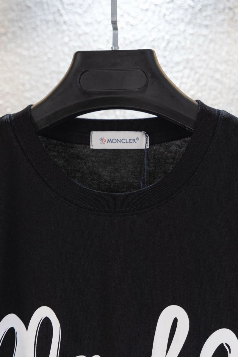 Cut-rate Moncler T-Shirts