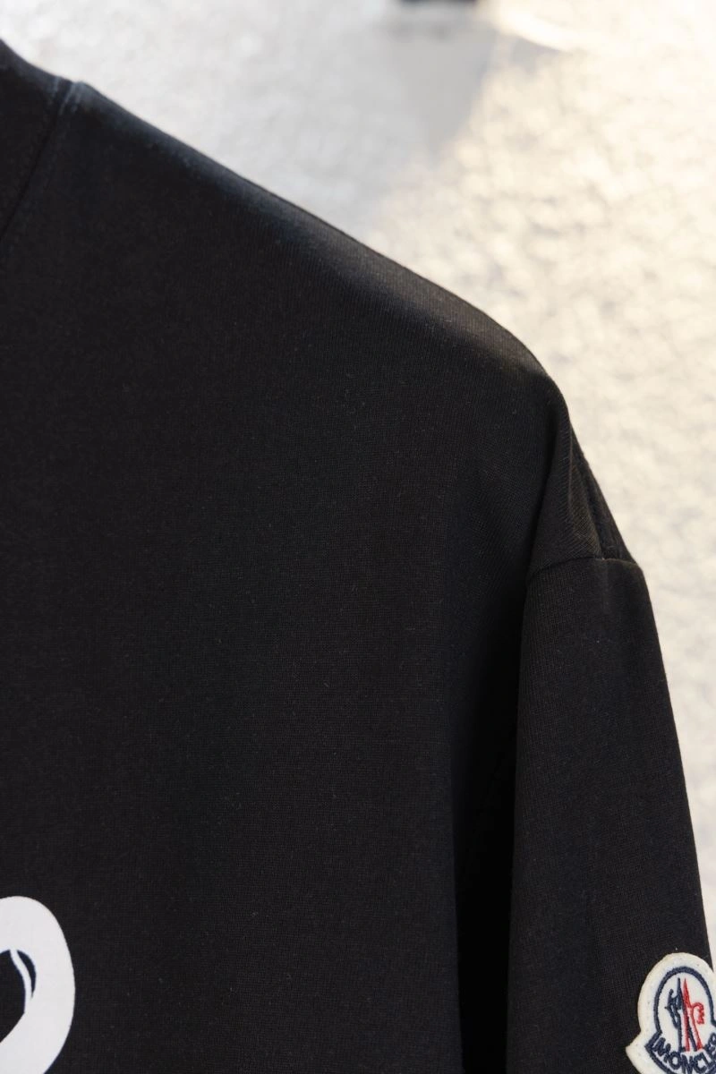 Cut-rate Moncler T-Shirts