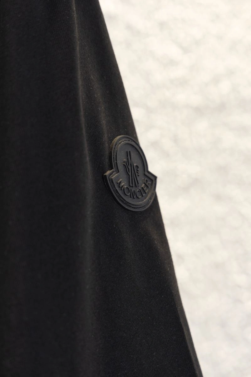 Cut-rate Moncler T-Shirts