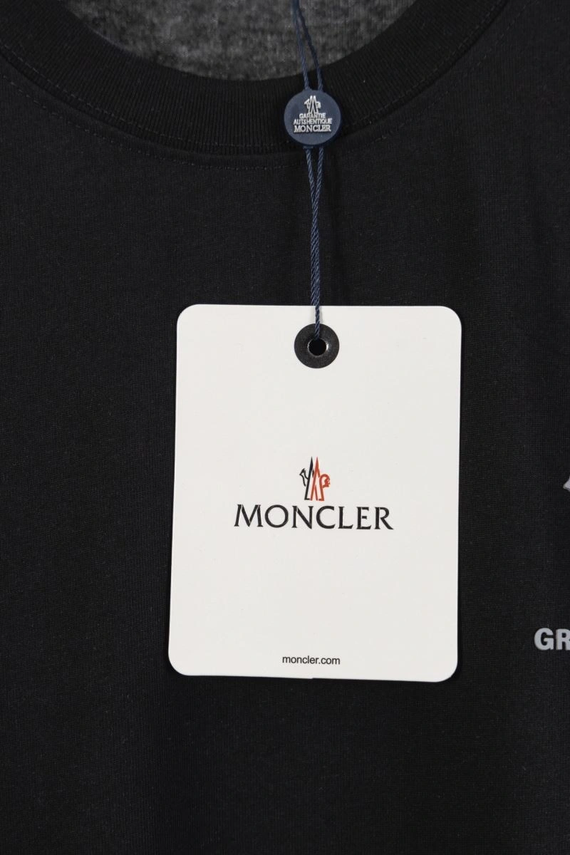 Cut-rate Moncler T-Shirts