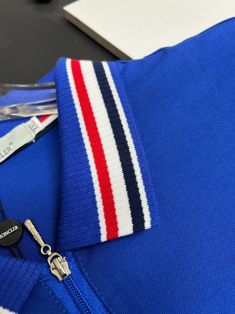 Top mirror Moncler T-Shirts