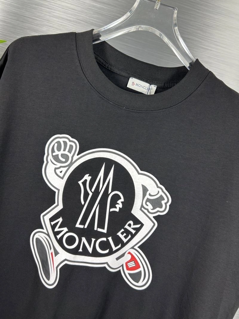 Inexpensive Moncler T-Shirts