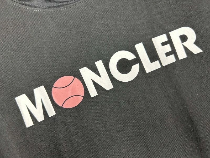 Bargain Moncler T-Shirts