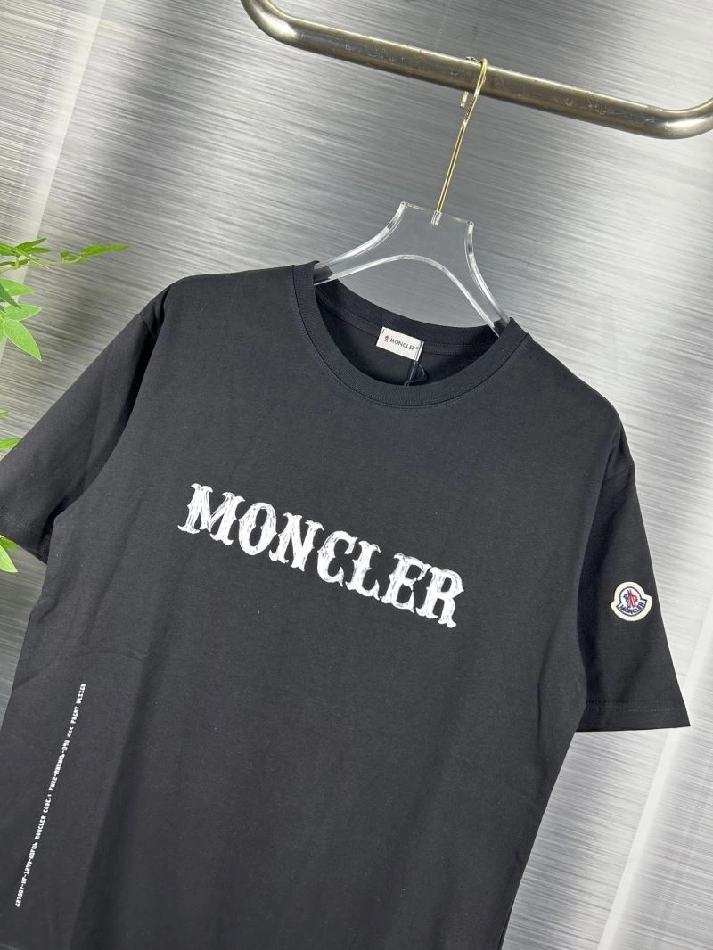 Low-cost Moncler T-Shirts