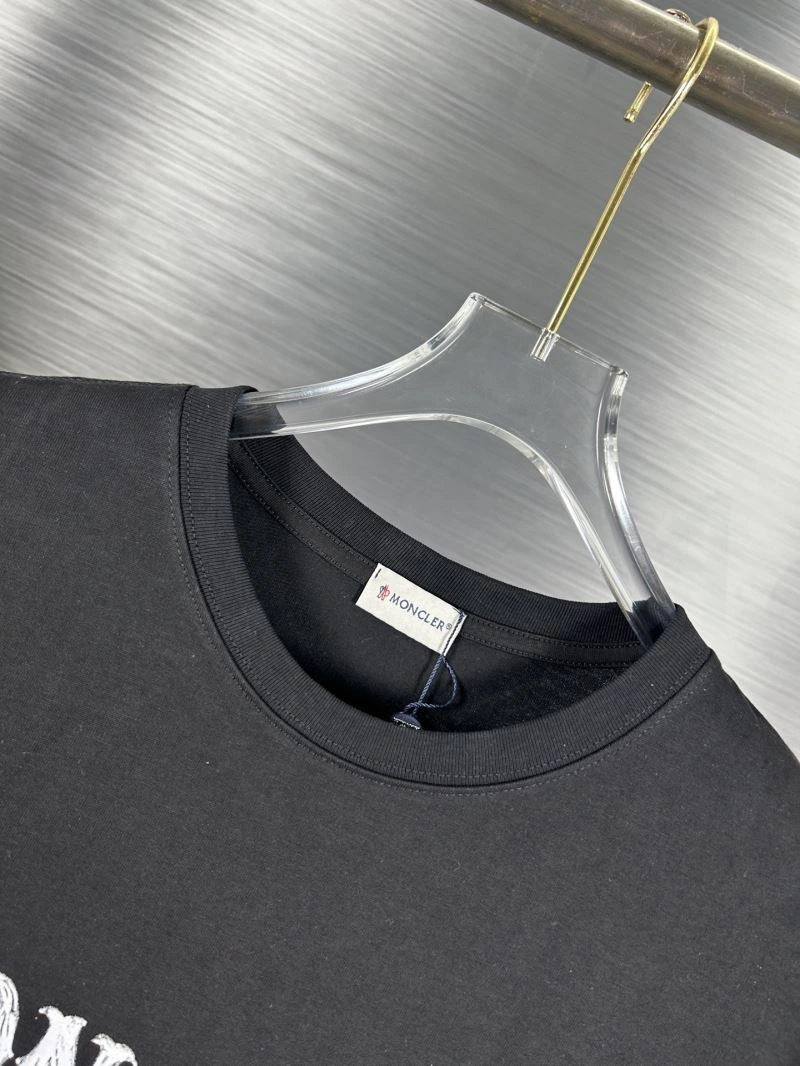 Low-cost Moncler T-Shirts