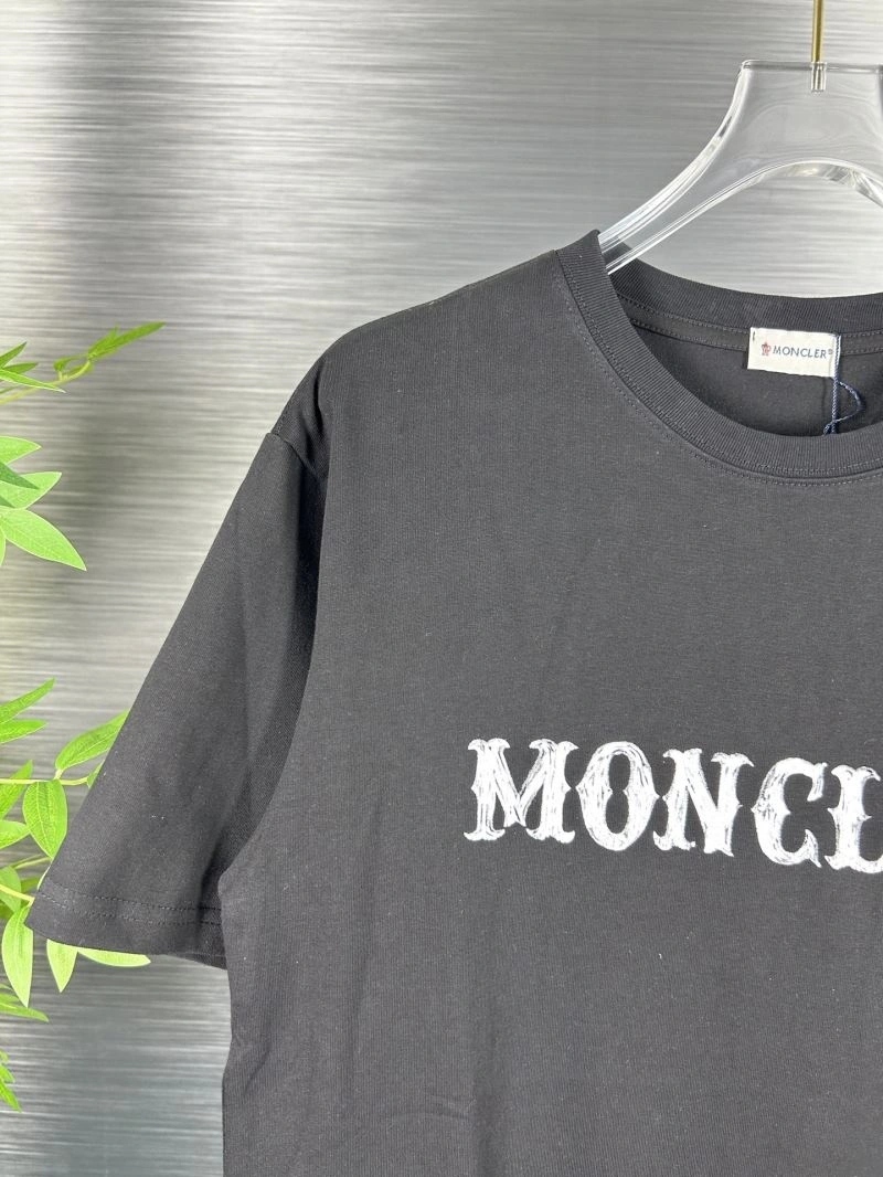 Low-cost Moncler T-Shirts