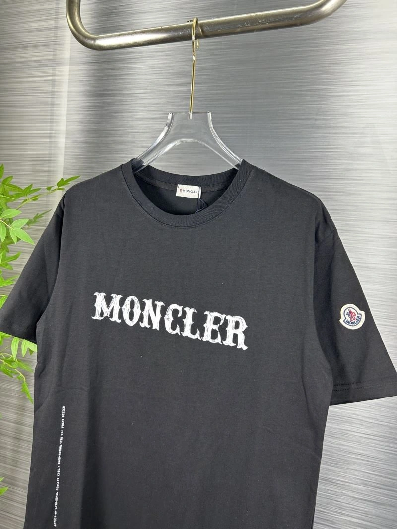 Low-cost Moncler T-Shirts