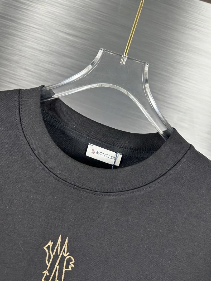 Indistinguishable Moncler T-Shirts