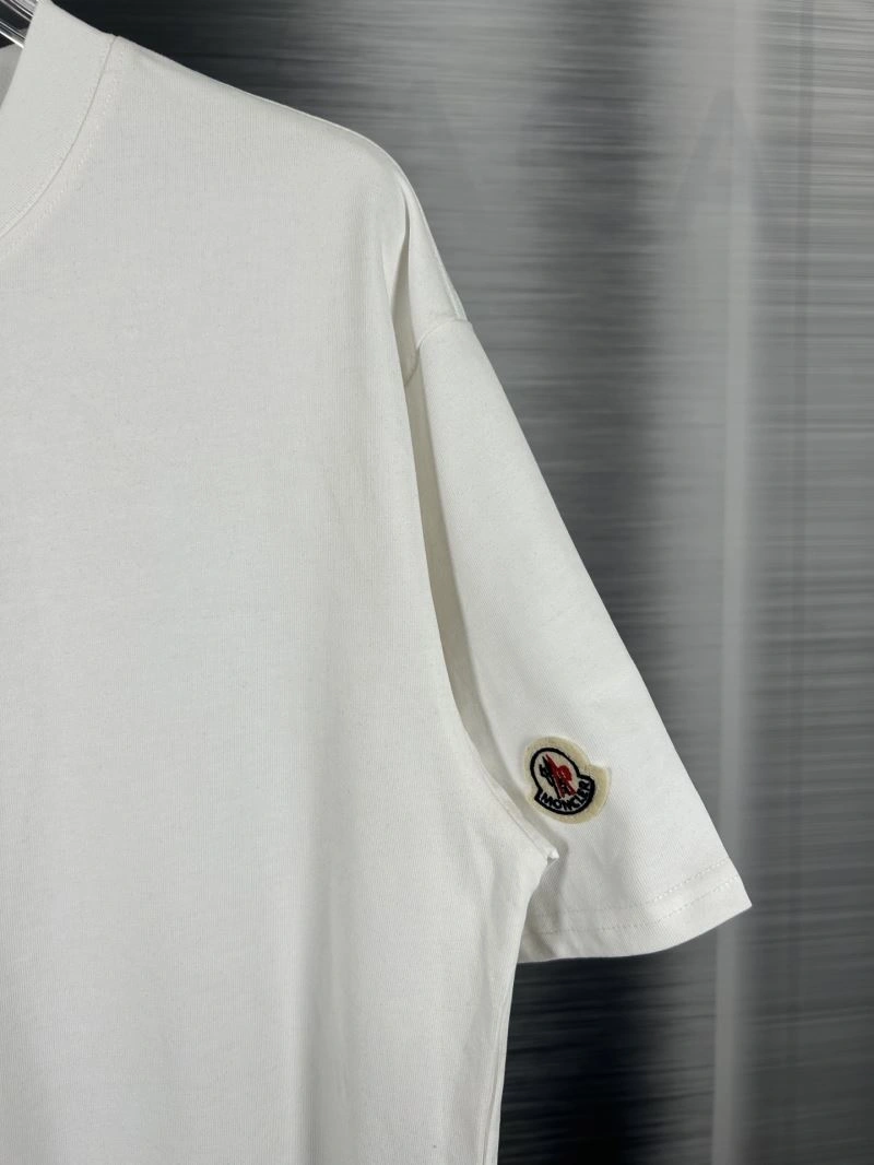 Low-cost Moncler T-Shirts