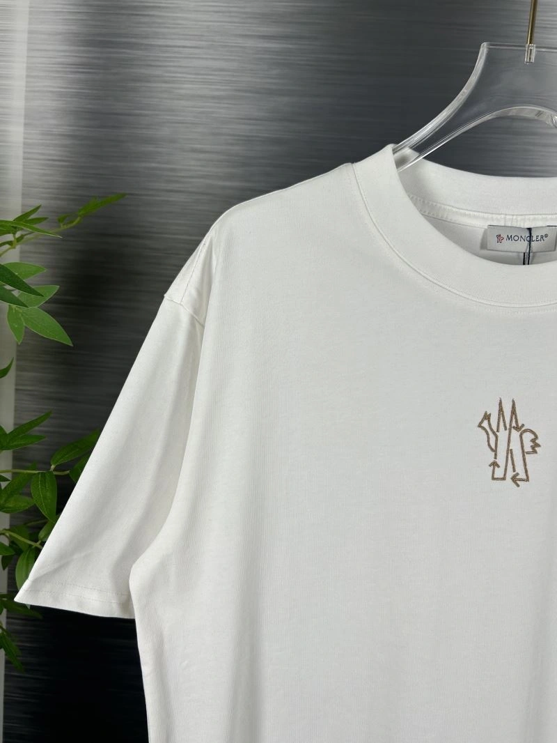 Low-cost Moncler T-Shirts