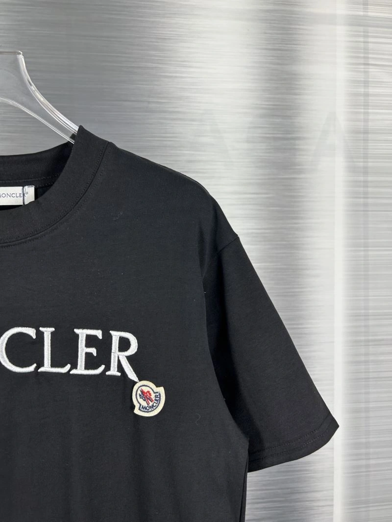 Top mirror Moncler T-Shirts