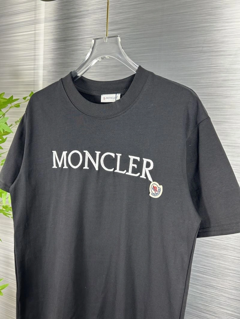 Top mirror Moncler T-Shirts