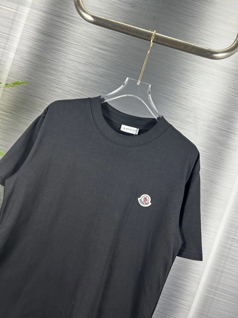 Inexpensive Moncler T-Shirts
