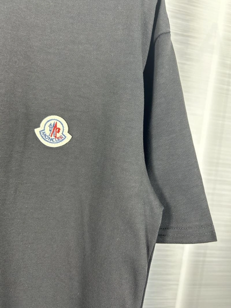 Inexpensive Moncler T-Shirts