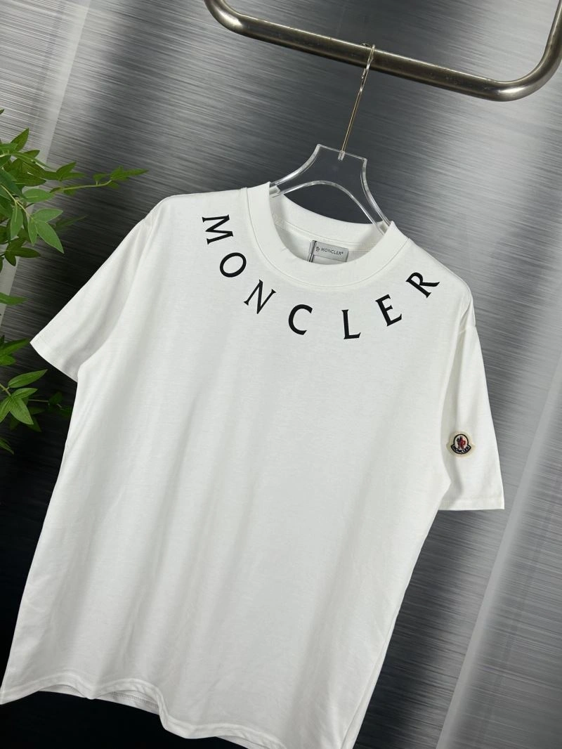 Low-cost Moncler T-Shirts