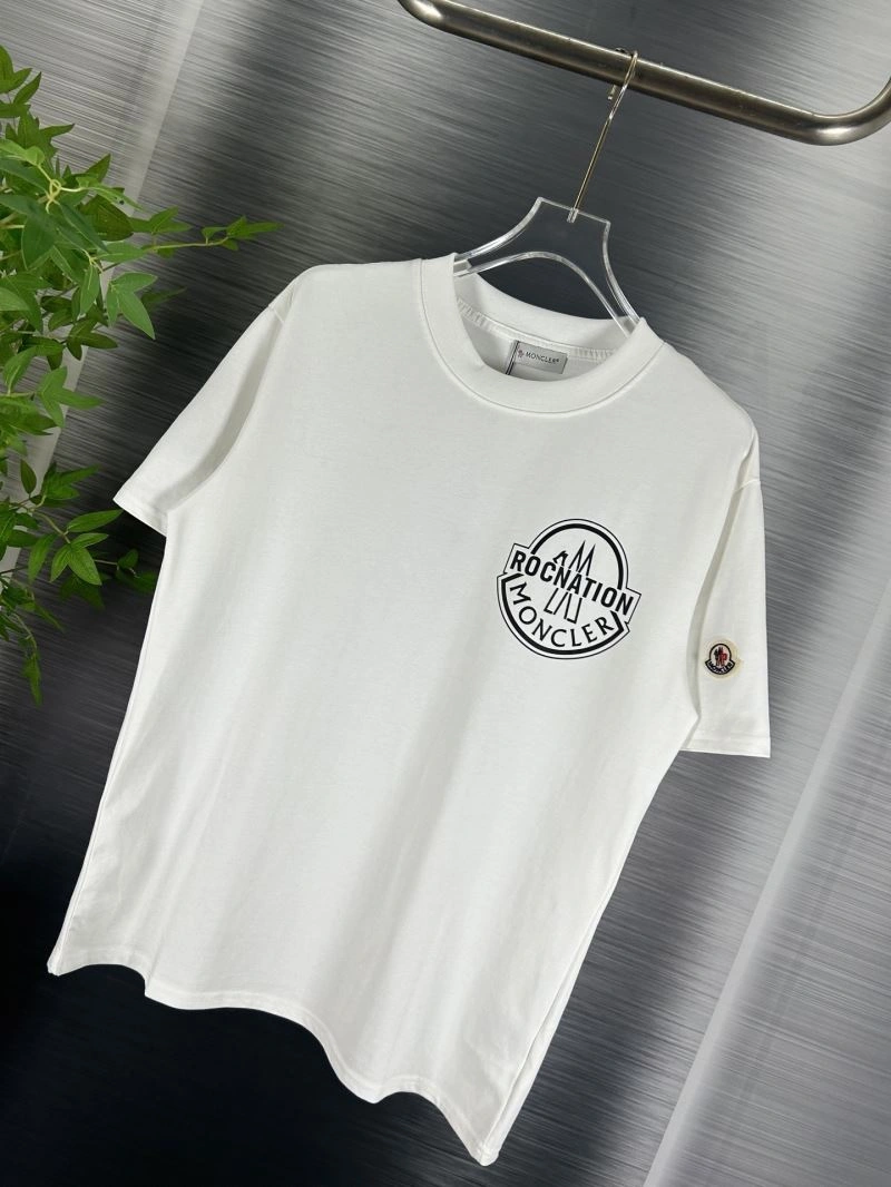Inexpensive Moncler T-Shirts