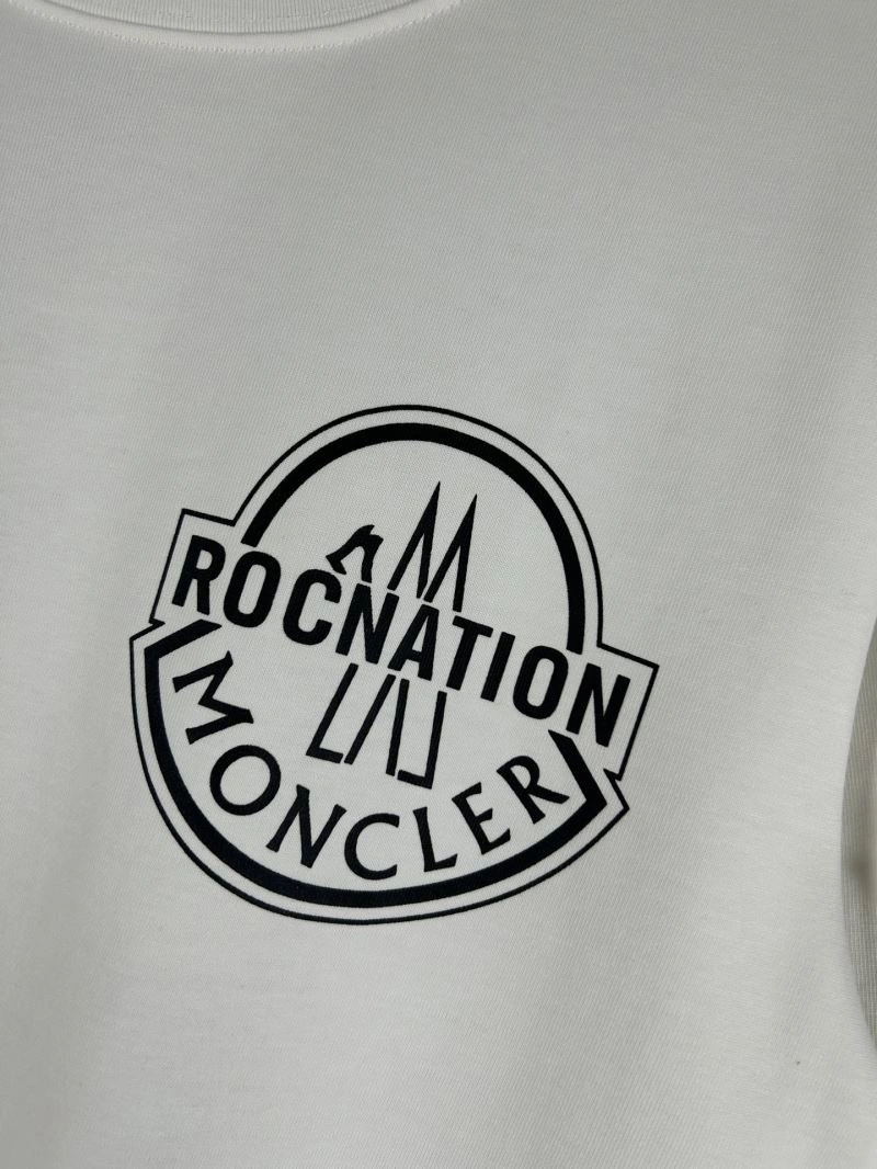 Inexpensive Moncler T-Shirts