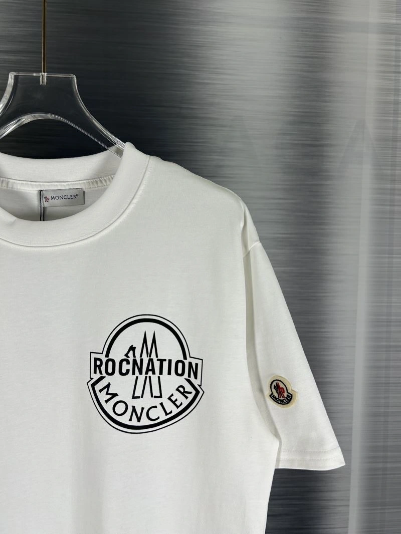 Inexpensive Moncler T-Shirts