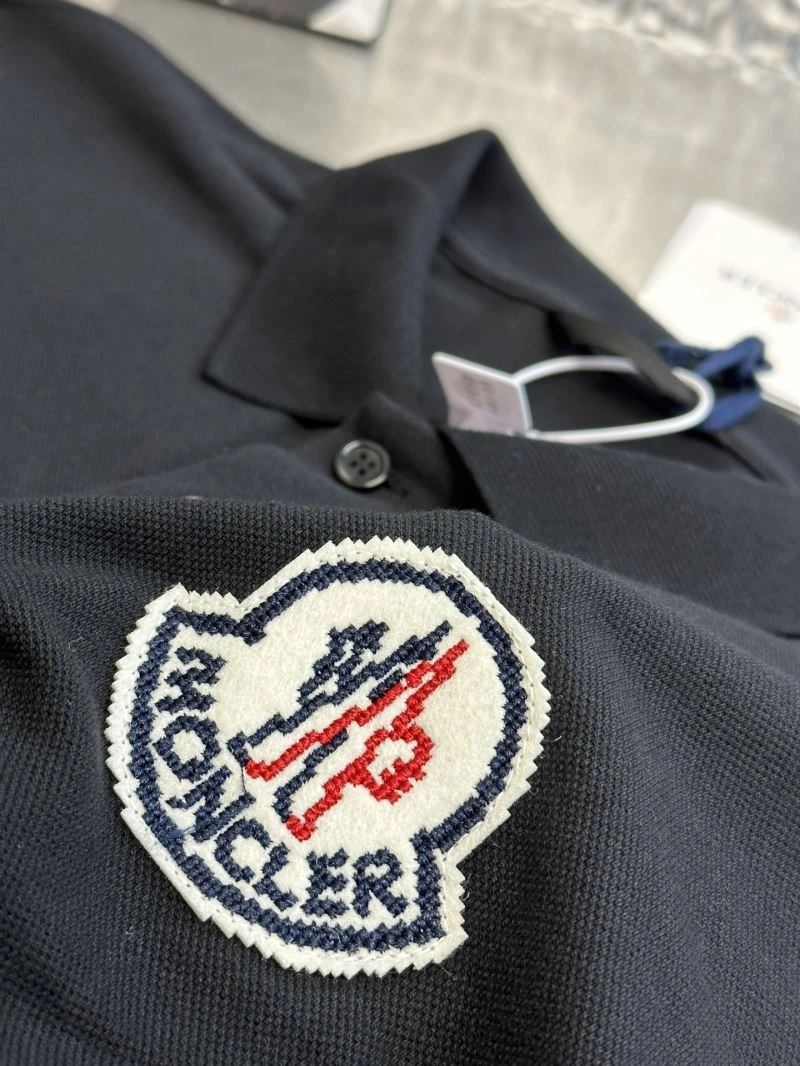 Brand-authenticated Moncler T-Shirts