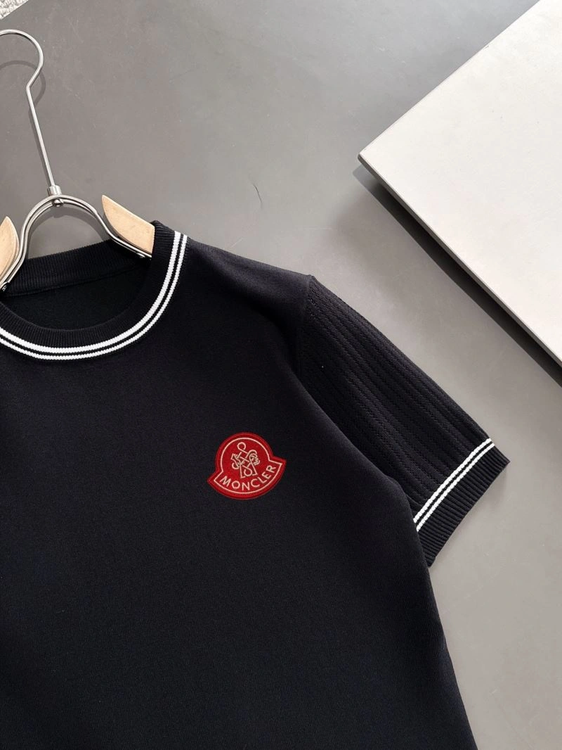 Bargain Moncler T-Shirts
