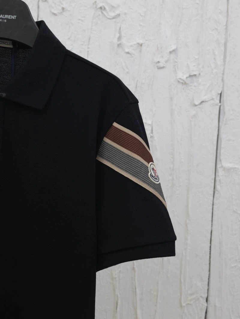 Low-cost Moncler T-Shirts