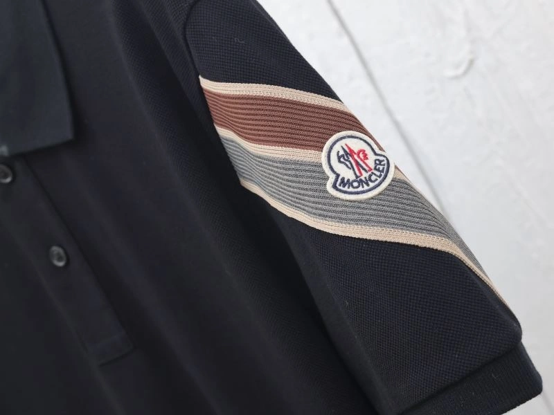 Low-cost Moncler T-Shirts