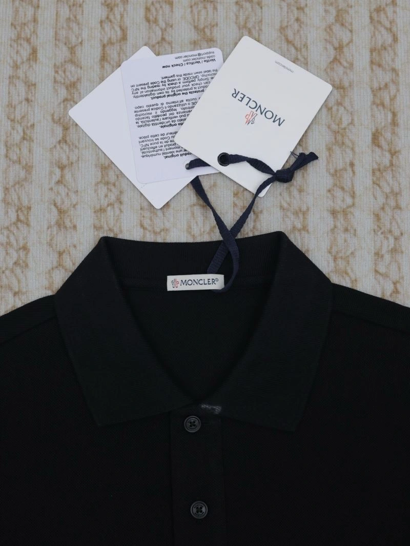 Low-cost Moncler T-Shirts