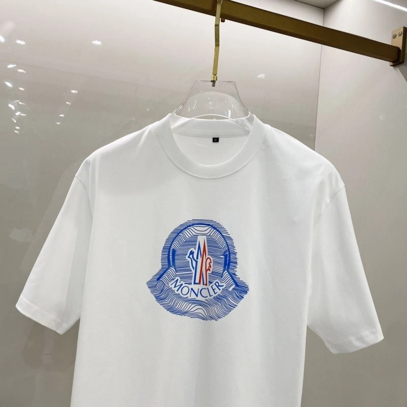 Low-cost Moncler T-Shirts