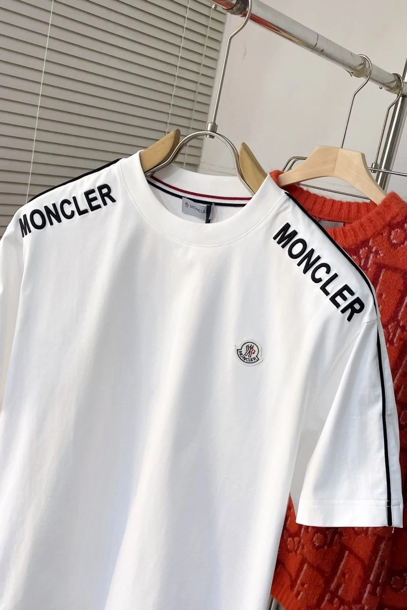 High fidelity Moncler T-Shirts