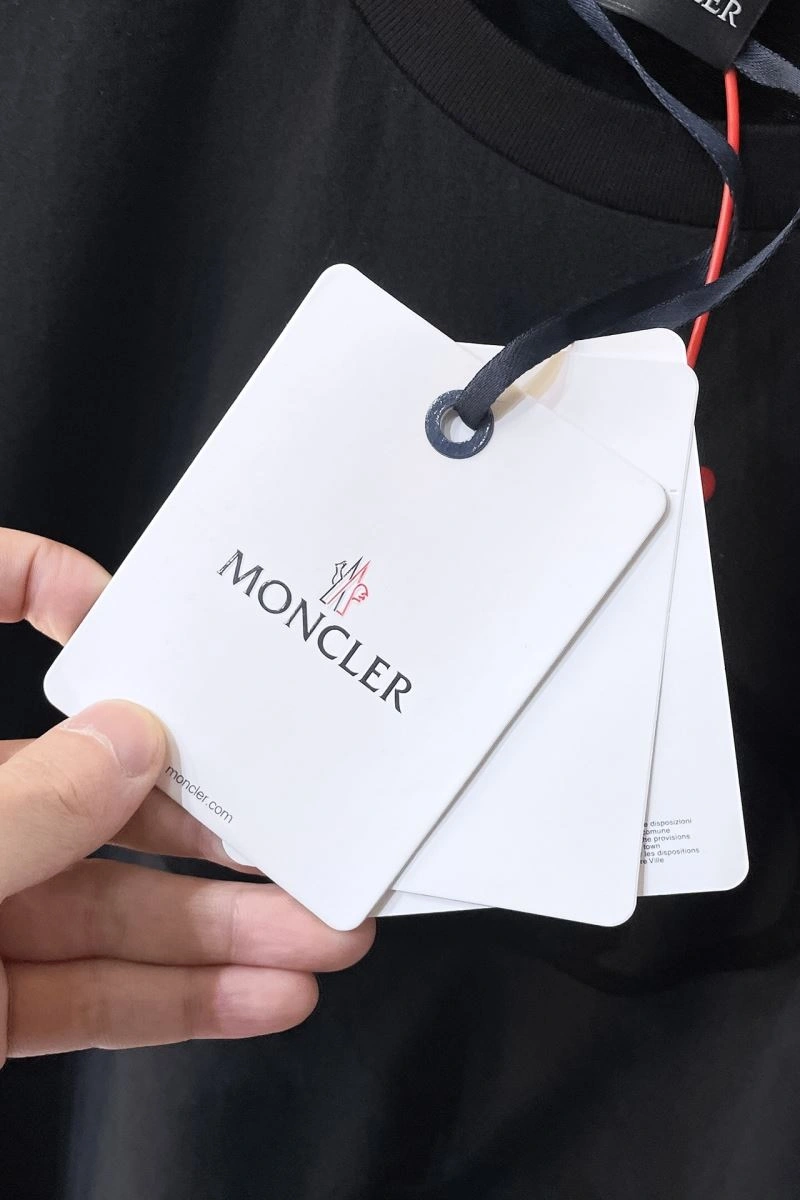 Cut-rate Moncler T-Shirts