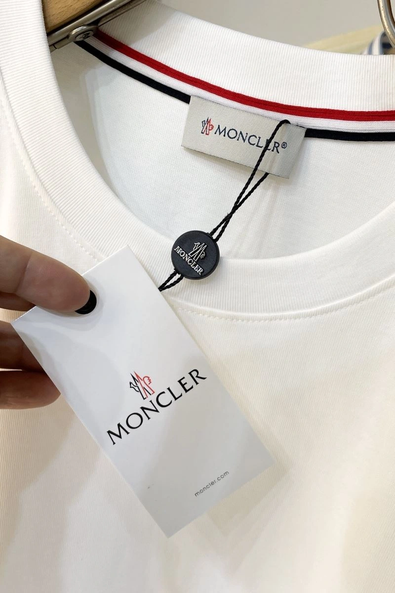 Real Moncler T-Shirts